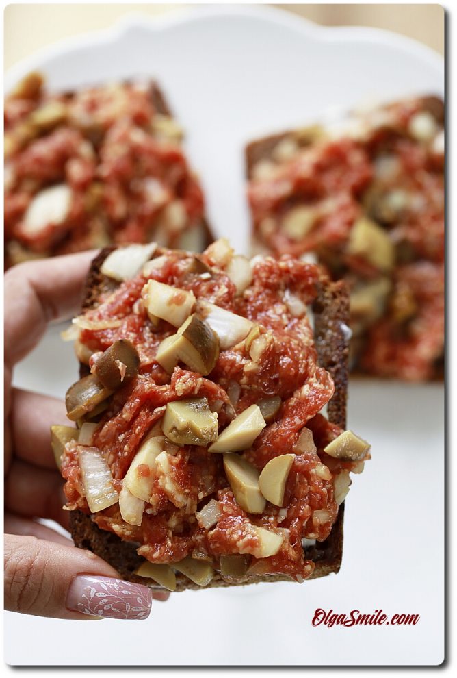 BEFSZTYK TATARSKI Z CEBULĄ I GRZYBAMI przepis Olga Smile