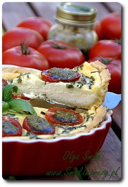 Tarta pomidorowa z kozim serkiem przepis Olga Smile